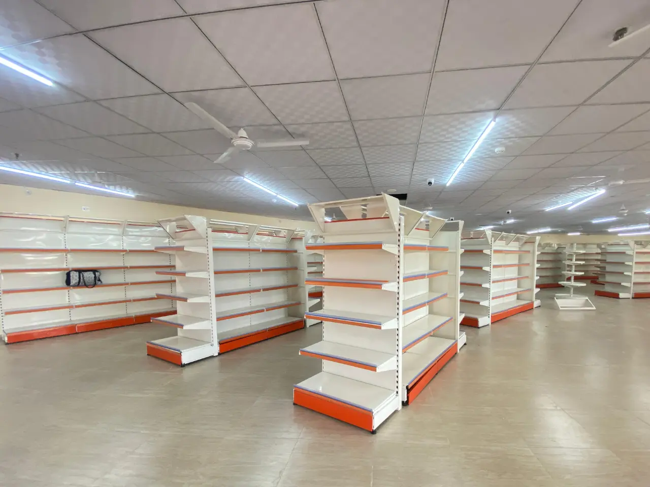 Supermarket Display Rack Installation in Jaipur